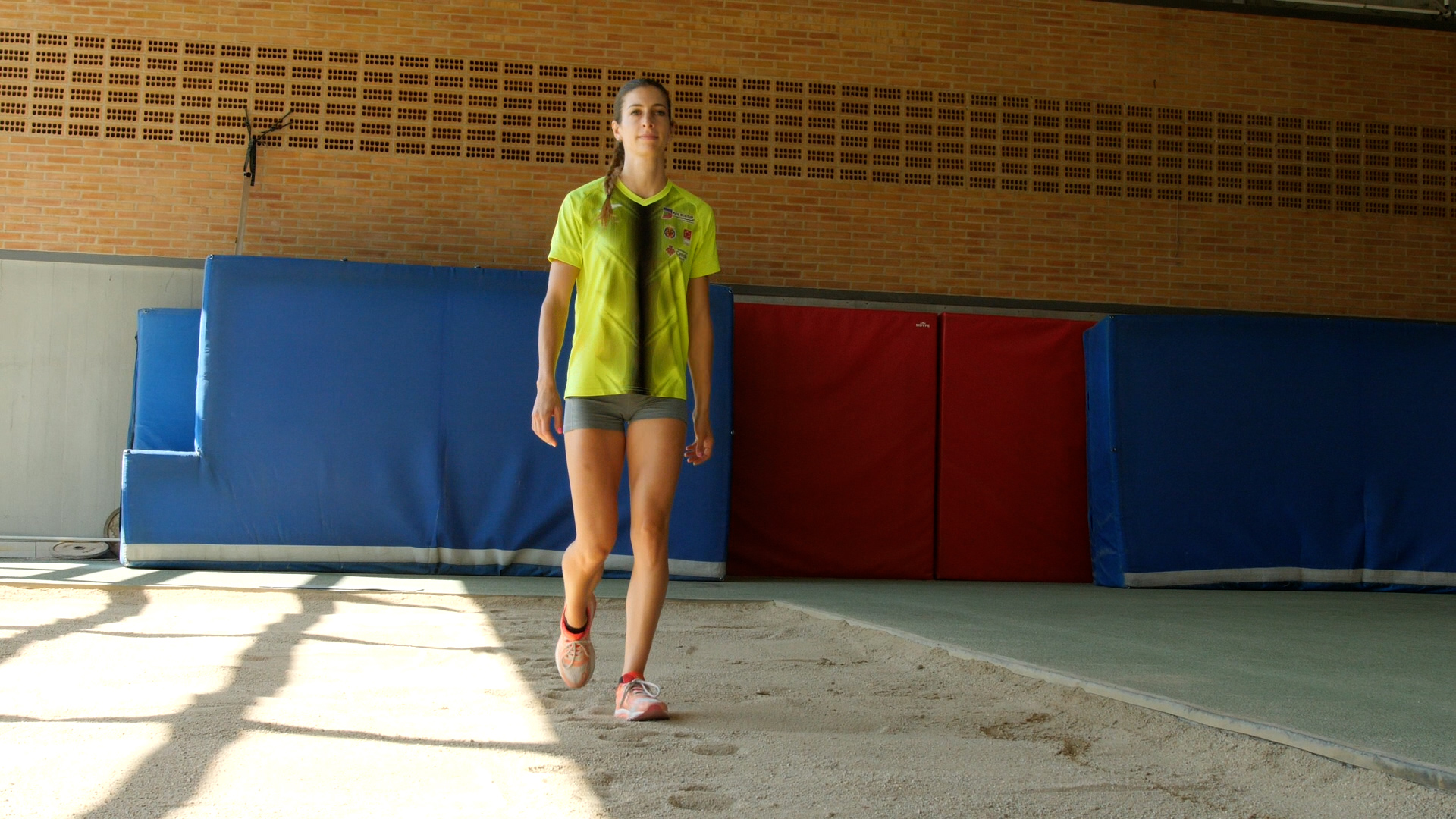 Leticia Gil: Atleta con lesión de Haglund